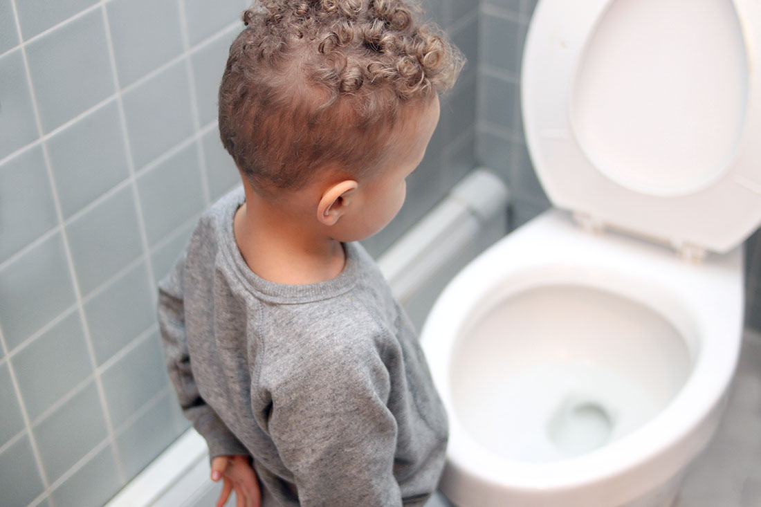 10 Great Potty Training Tips - MidKid Mama